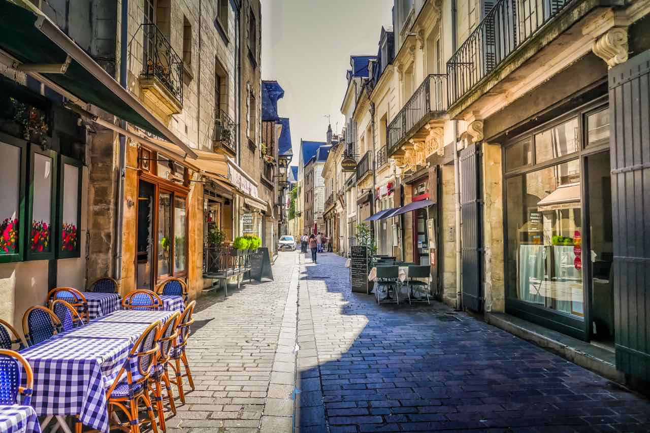 FRENCH CITY VOCABULARY Dana
